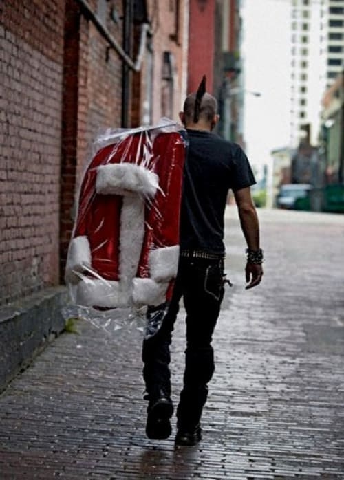 Day 4: Punk Xmas - Advent Calendar from the Crypt | Dravens Tales from ...