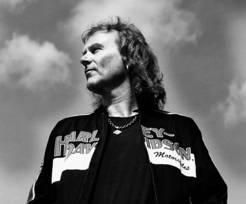 Album Review: Running Wild - Resilient | Dravens Tales from the Crypt